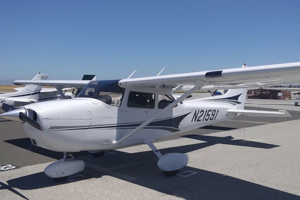 Fleet Aircraft - San Carlos Flight Center