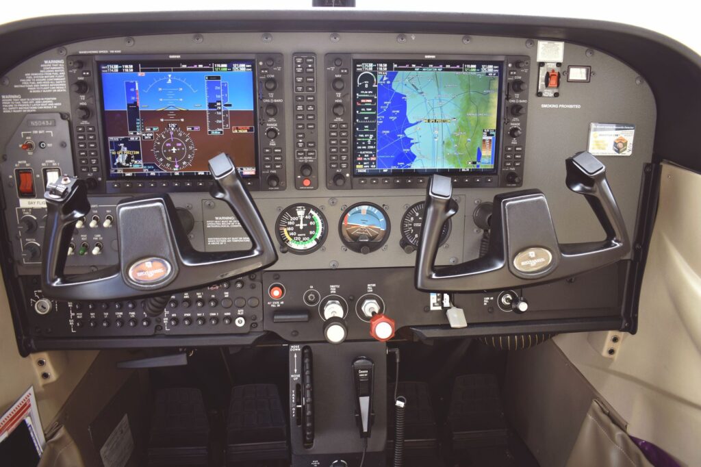 Choosing an Aircraft for Flight Training - San Carlos Flight Center
